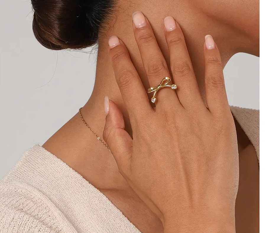 Bow Ring – KOJESHA