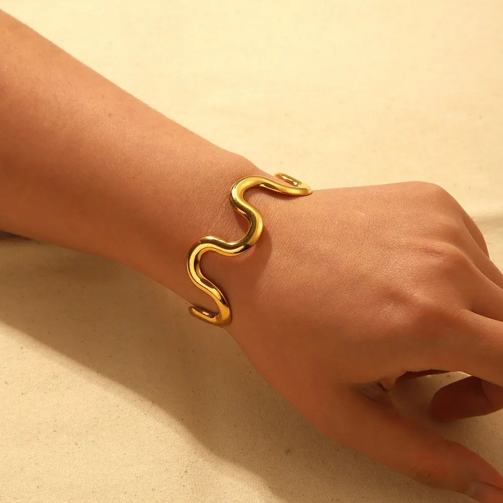 Twist Wavy Bracelet – KOJESHA